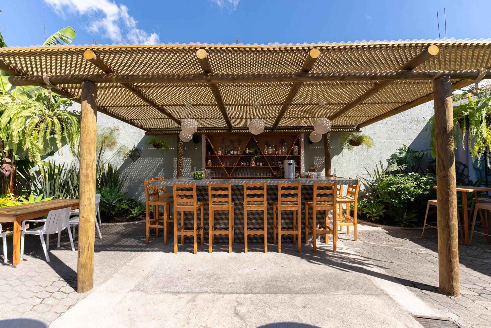 ᐉ MAYA PAPAYA ( ANTIGUA, GUATEMALA ) REAL PHOTOS & GREAT DEALS